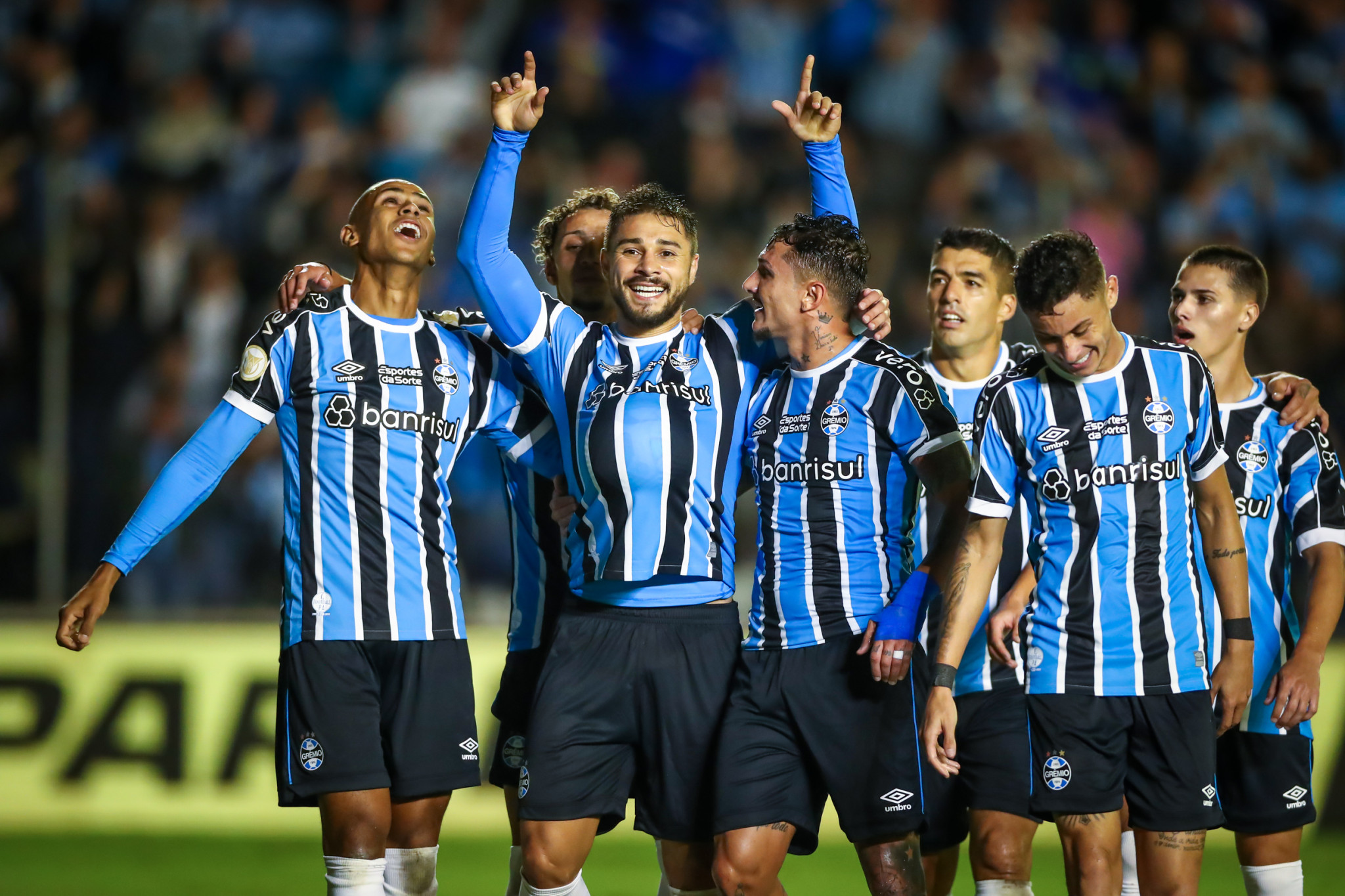 Grêmio quebra tudo e fatura mais de R$ 450 milhões em jogada de gênio